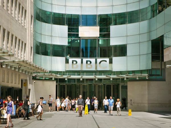 FT: BBC naredne sedmice ukida stotine radnih mjesta u informativnom sektoru