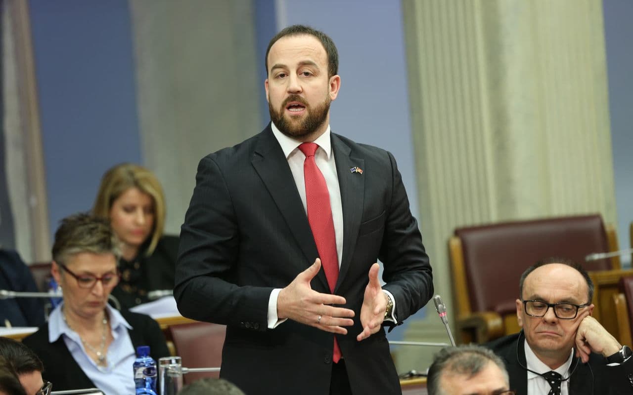 Nikolić: Izjava Radulovića nedostojna funkcije koju obavlja