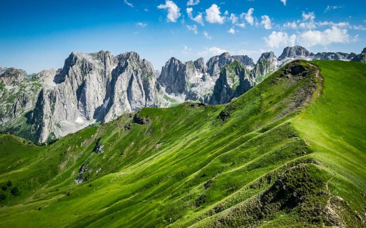Verbalni napad na nadzornike NP Prokletije; Martinović: Zaštitićemo ...