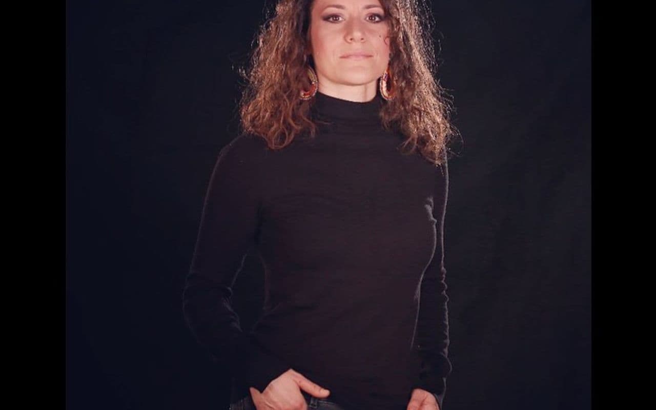 Ivana Nikolić: Među Maklaudovim kćerima - Pobjeda