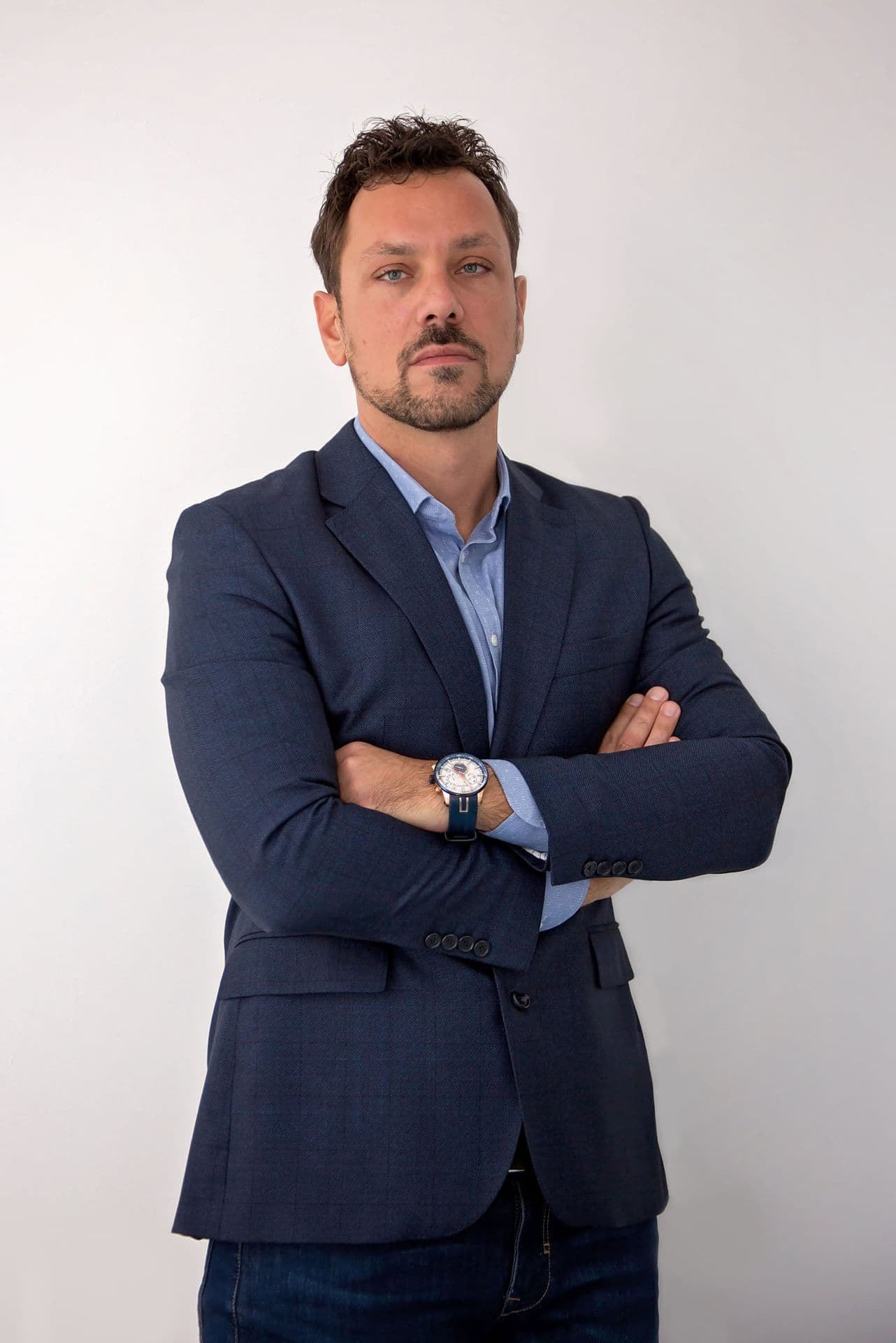 Dr Vuk Kadić nema kvalifikacije da bude direktor FZO - Pobjeda