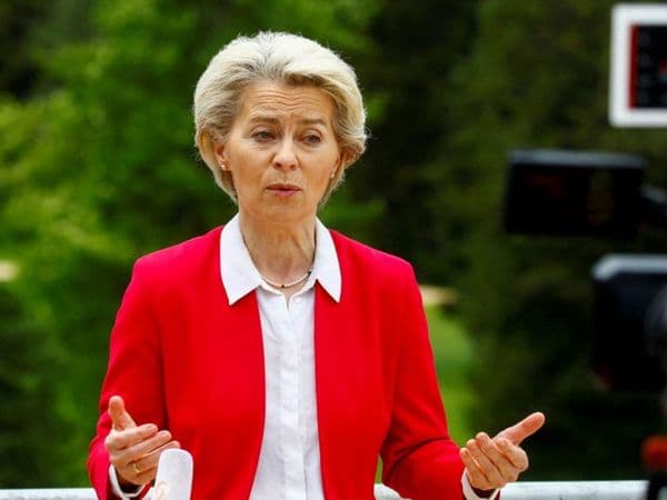 Fon der Lajen: Ukrajina se nevjerovatnom brzinom kreće prema EU Fon der Lajen: Ukrajina se nevjerovatnom brzinom kreće prema EU