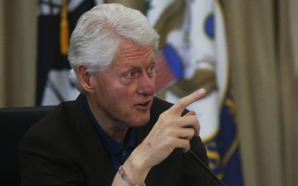 Klinton: Žalim što sam uvjerio Ukrajinu da odustane od nuklearnog arsenala