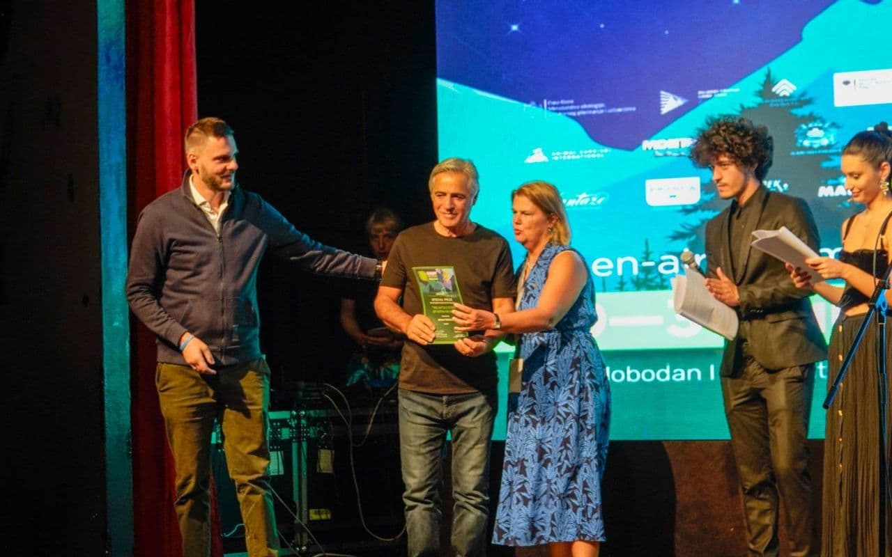 Najbolje ostvarenje „Pukotina u planinama“ - Pobjeda