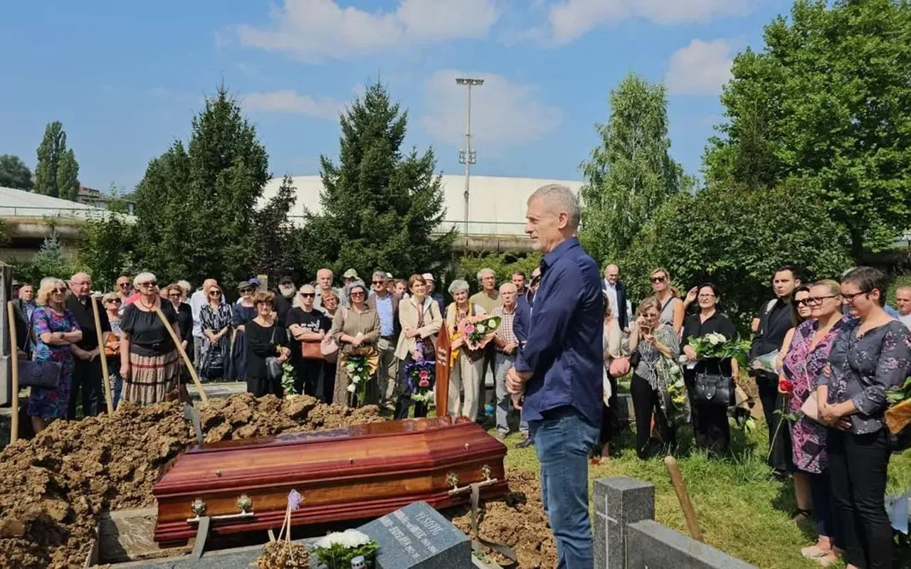 Sahranjen Marko Vešović - Pobjeda