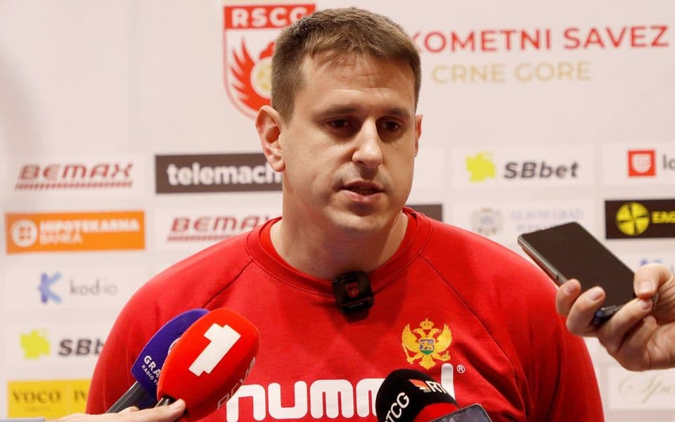 Simić: Ne bismo bili Crnogorci kad bismo se predavali na prvom koraku