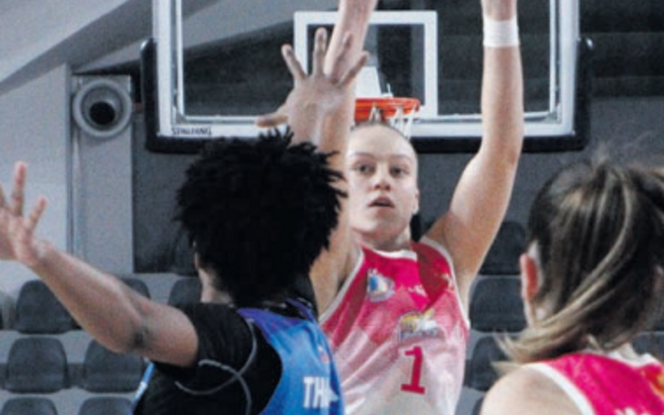 Drobnjak trojkama ruši rekorde i rivale - Pobjeda