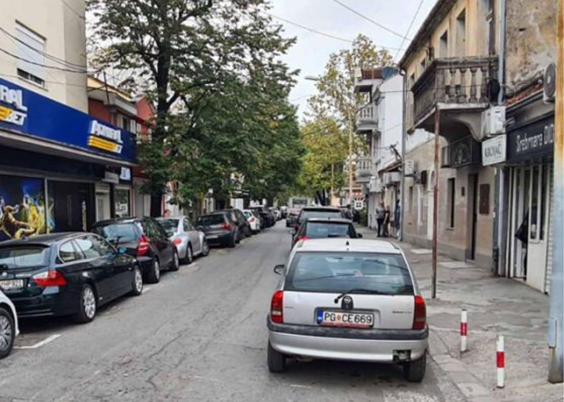 Ulica Balšića ostala bez ukrasa - Pobjeda