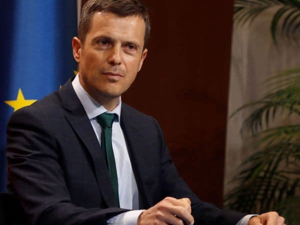 Mujović: Bez saglasnosti Ministarstva, nema više zapošljavanja u ...