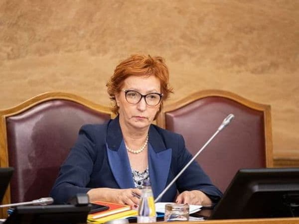 Popović: I ja sam žena, hvala na iskrenoj borbi i brizi za prava žena