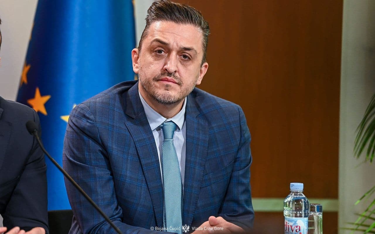 Vuković: Pripremamo posebna rješenje za isplaćivanje novca do usvajanja ...