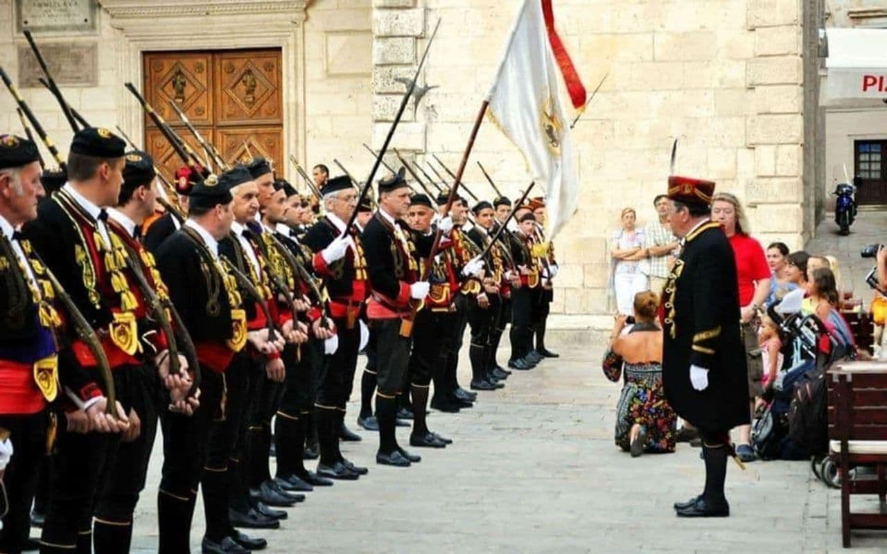 Što se grbo rodi, vrijeme ne ispravi - Pobjeda