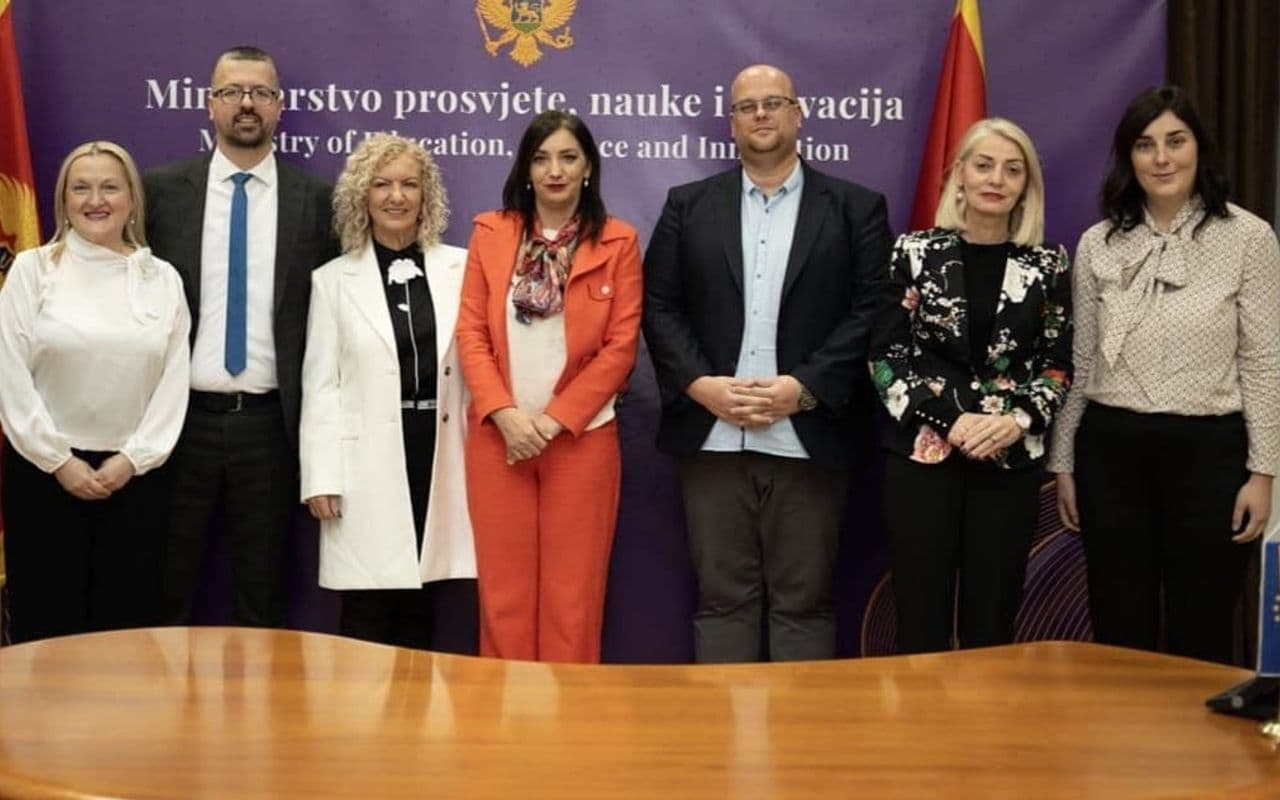 Uručene nagrade ,,Oktoih“ za 2024. godinu - Pobjeda