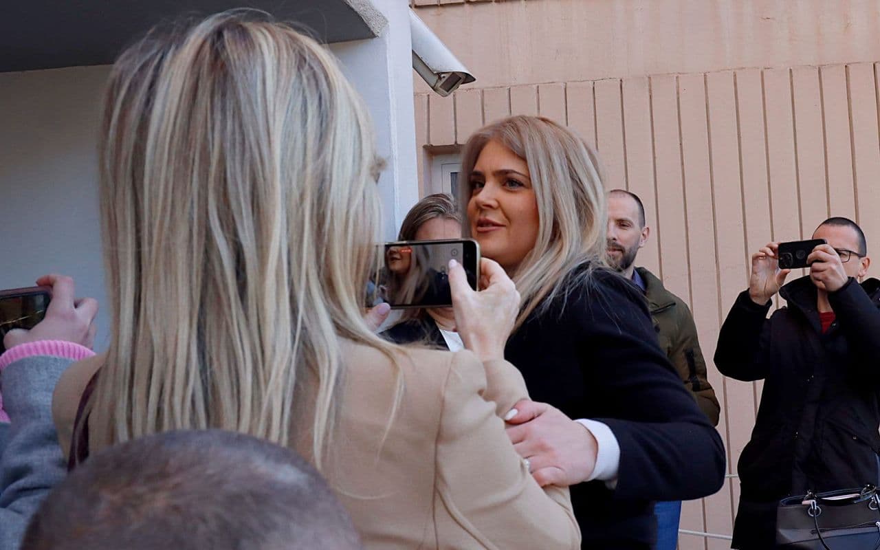 Društvo profesionalnih novinara: Ani Raičković mora biti obezbjedjena ...