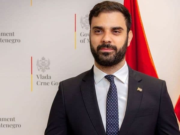 Radulović: Iranska nacionalna garda zaustavila trgovački brod na kojem ...
