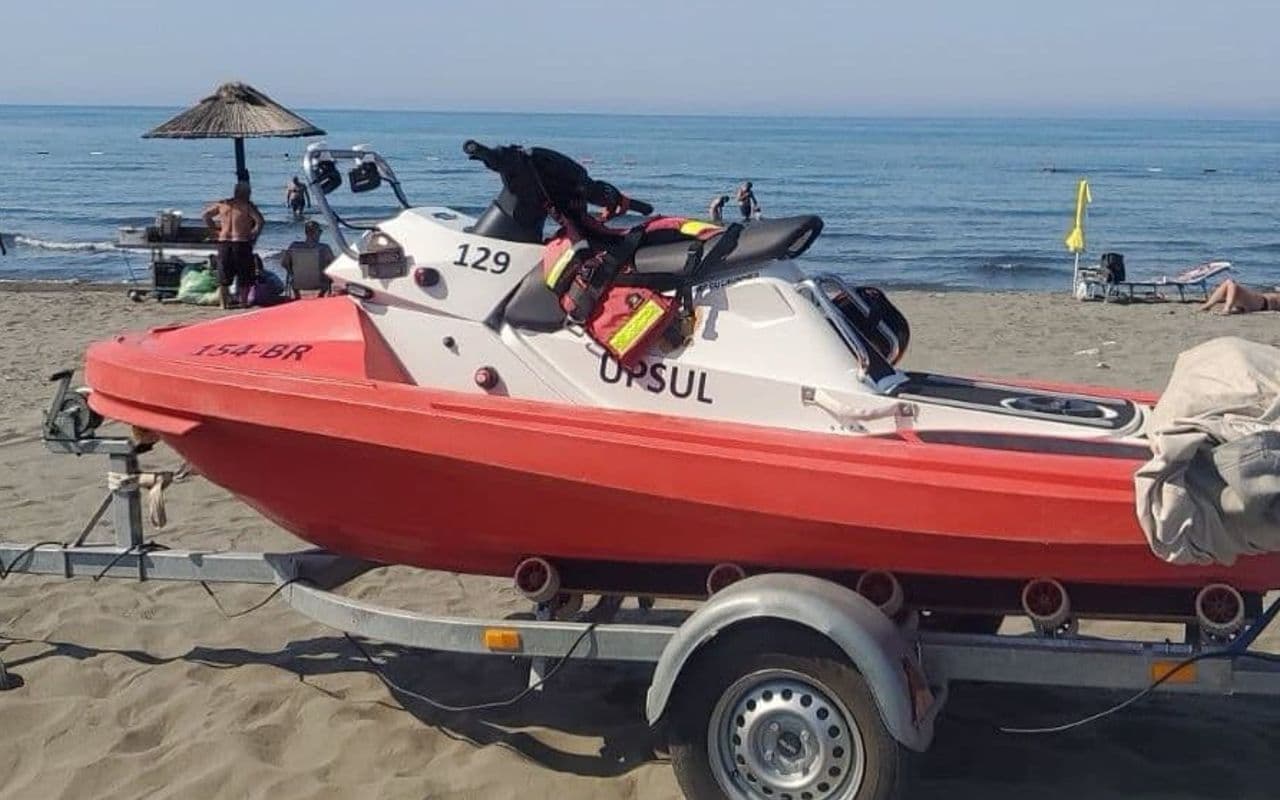 Spasilac i SAR skuter tokom cijele sezone biće na Velikoj plaži