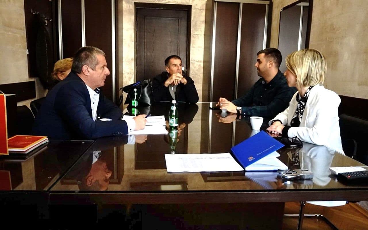 Daće puni doprinos u traženju pravednog sistemskog rješenja za probleme bivših radnika „Vektra Boke“