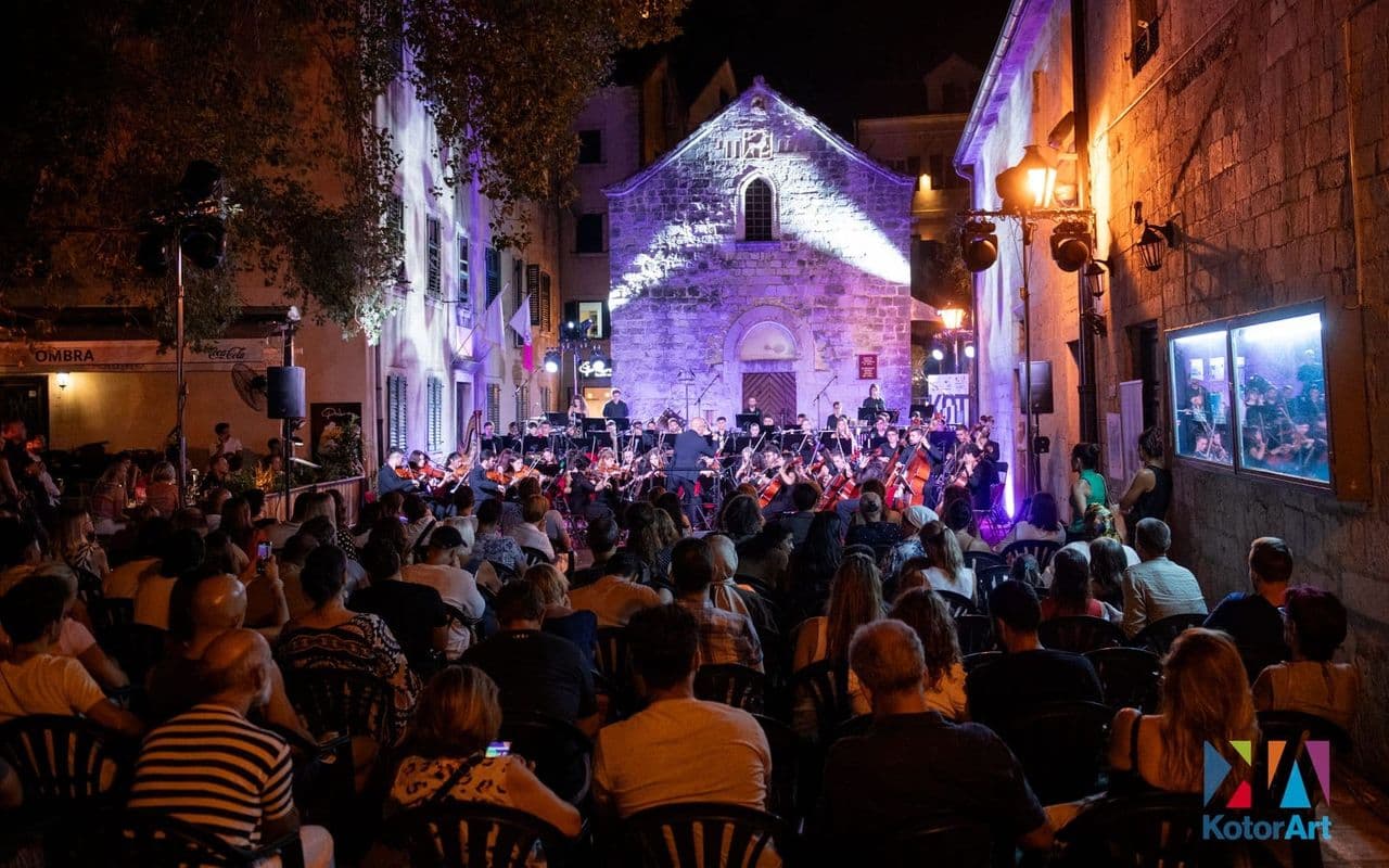 Povezivanje lokalne tradicije sa savremenim evropskim tokovima