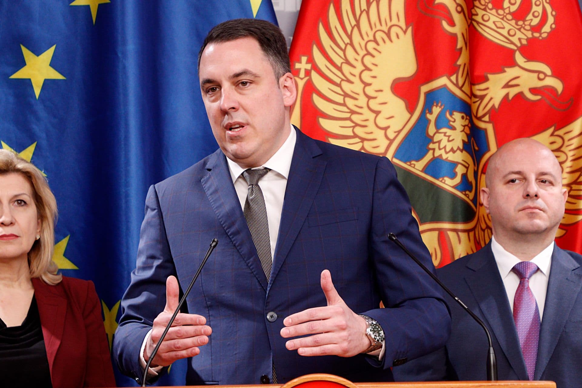 Spajić mora „pokazati zube“ neodgovornim koalicionim partnerima