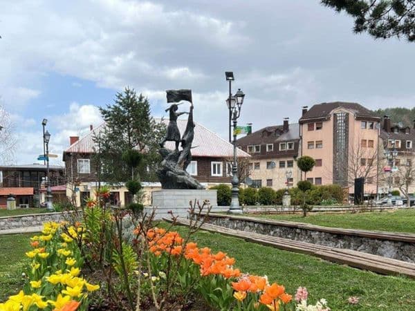 Vladajuća većina satima uzalud „hvatala“ kvorum preko telefona